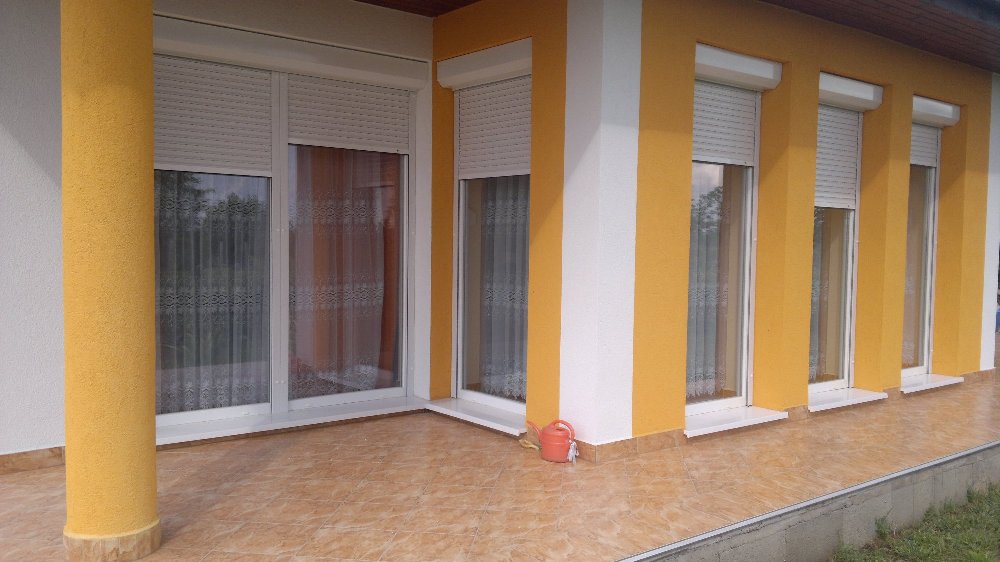 KOTYINSZKI ÁRNYÉKOLÁS - www.redonyalbertirsa.hu